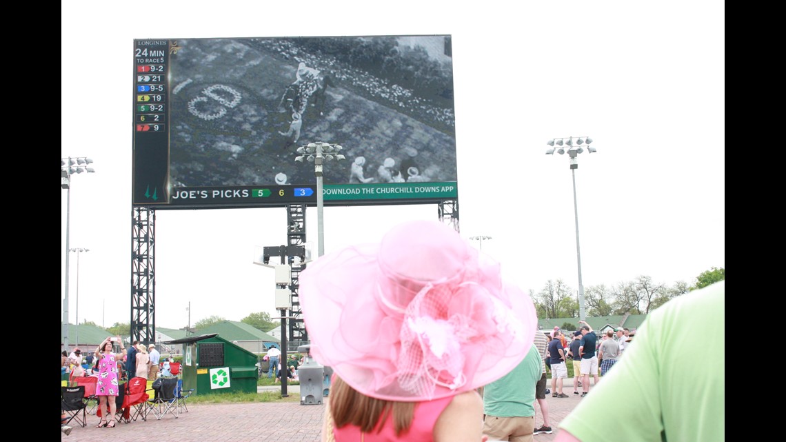 GALLERY: The views from the Infield of Oaks 144 | whas11.com