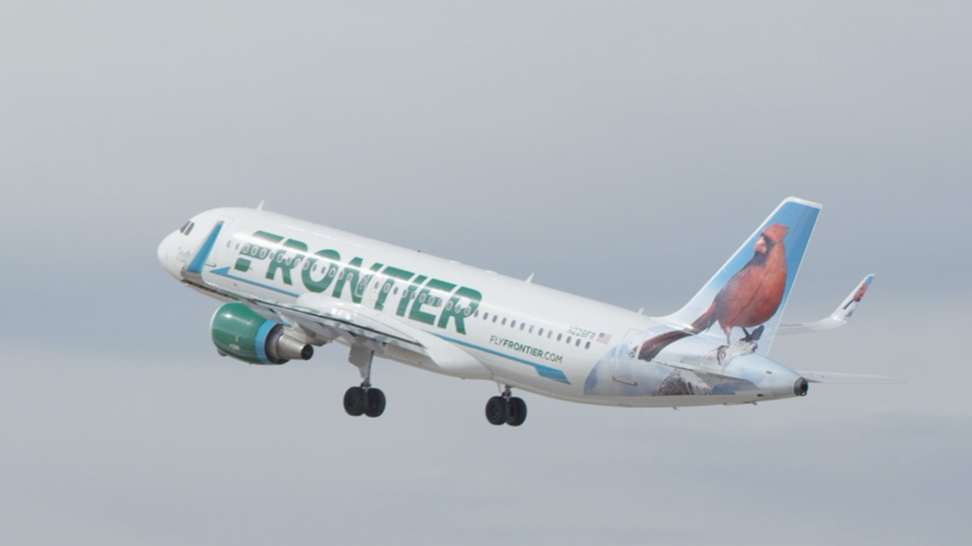 Frontier Airline Jet catches on fire while landing at Las Vegas airport ...
