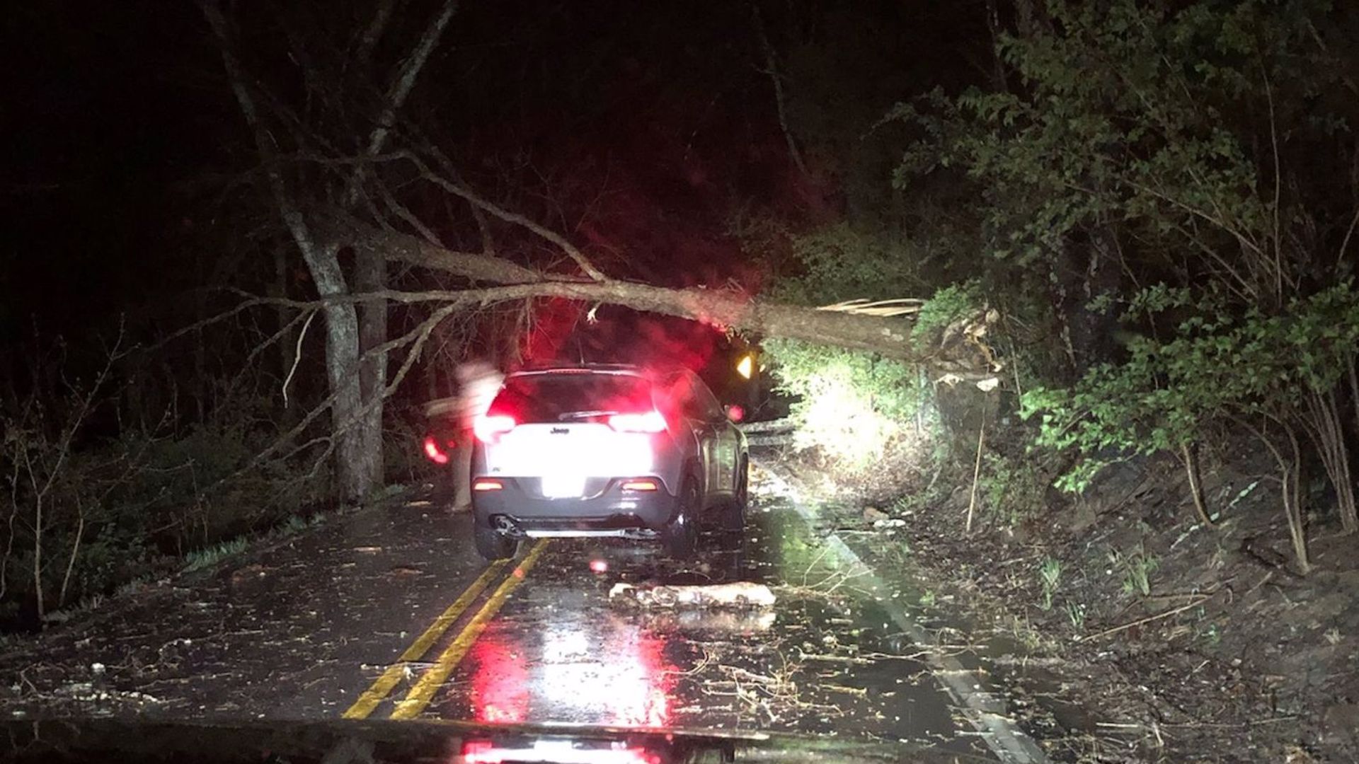 Storm damage, tornado reports for Louisville, southern Indiana | whas11.com