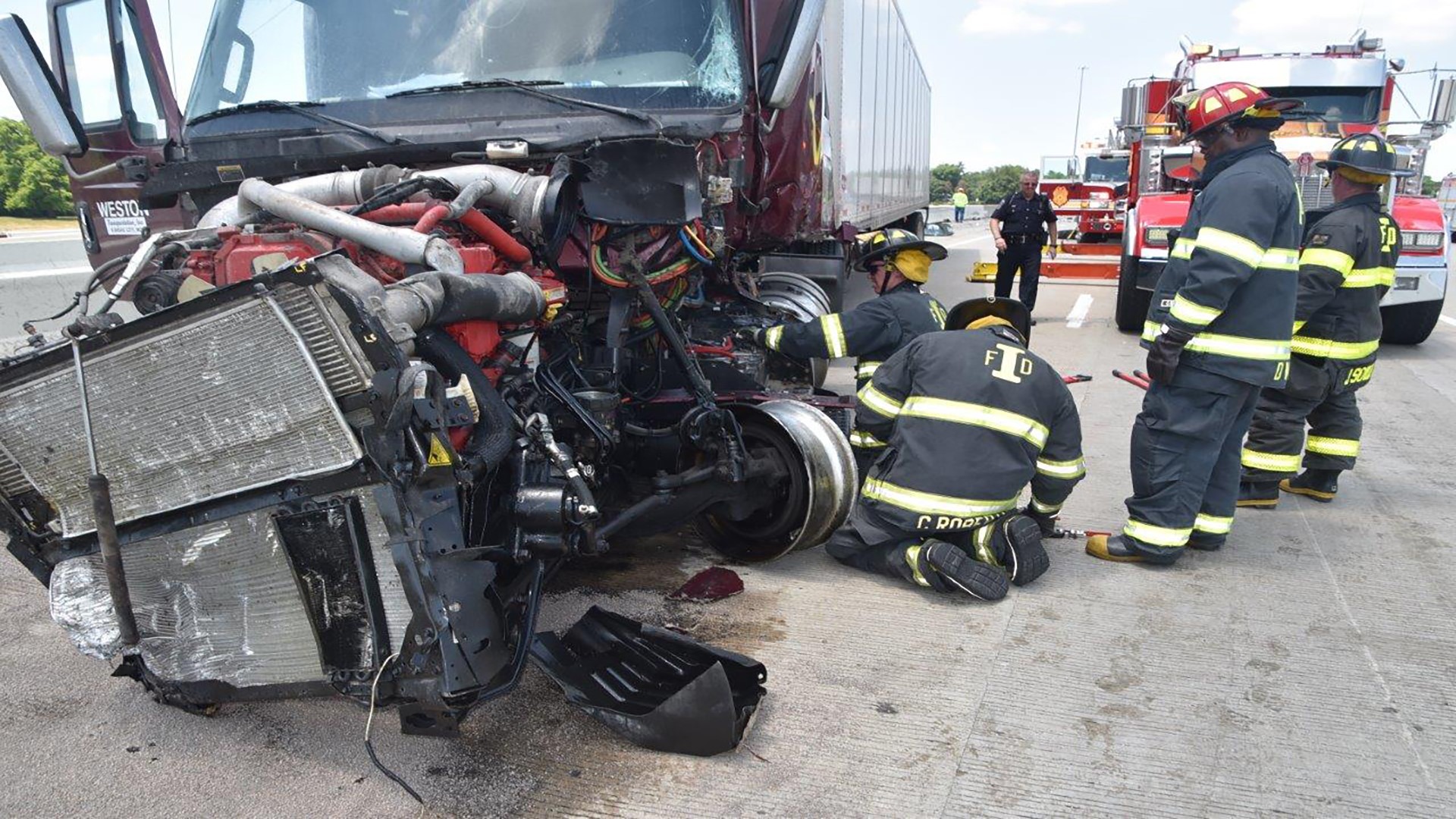 Indianapolis crash kills 3, injures 7 | whas11.com