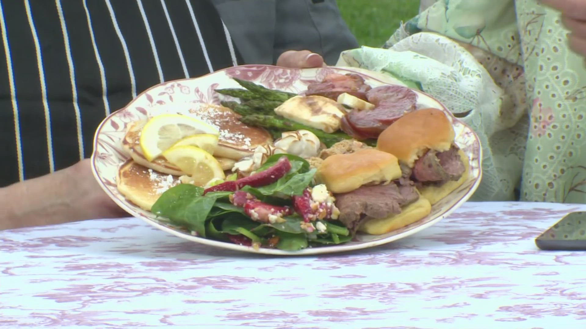 Farmington Hosts their 45th Annual Derby Breakfast! | whas11.com