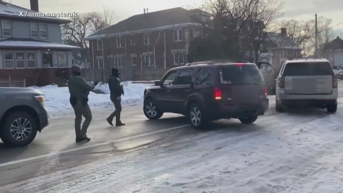 What we know about immigration agent who shot, killed woman in ...