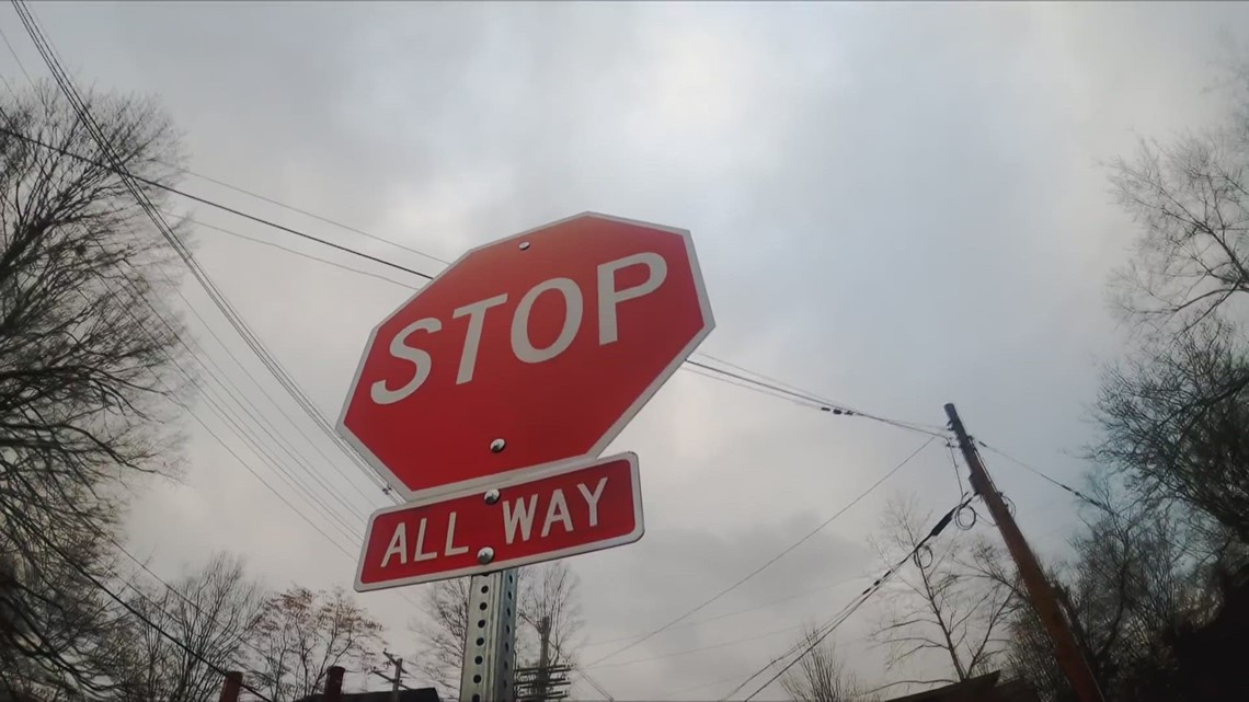 All-way stops temporarily implemented at four intersections in Old Louisville | whas11.com
