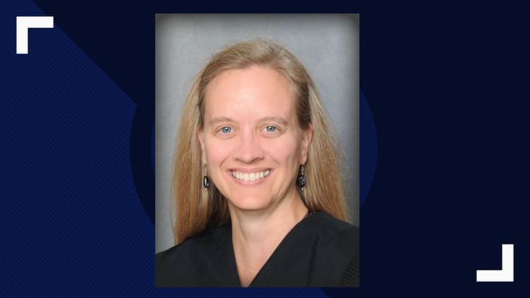 Clark County judges shot outside White Castle in Indianapolis | whas11.com