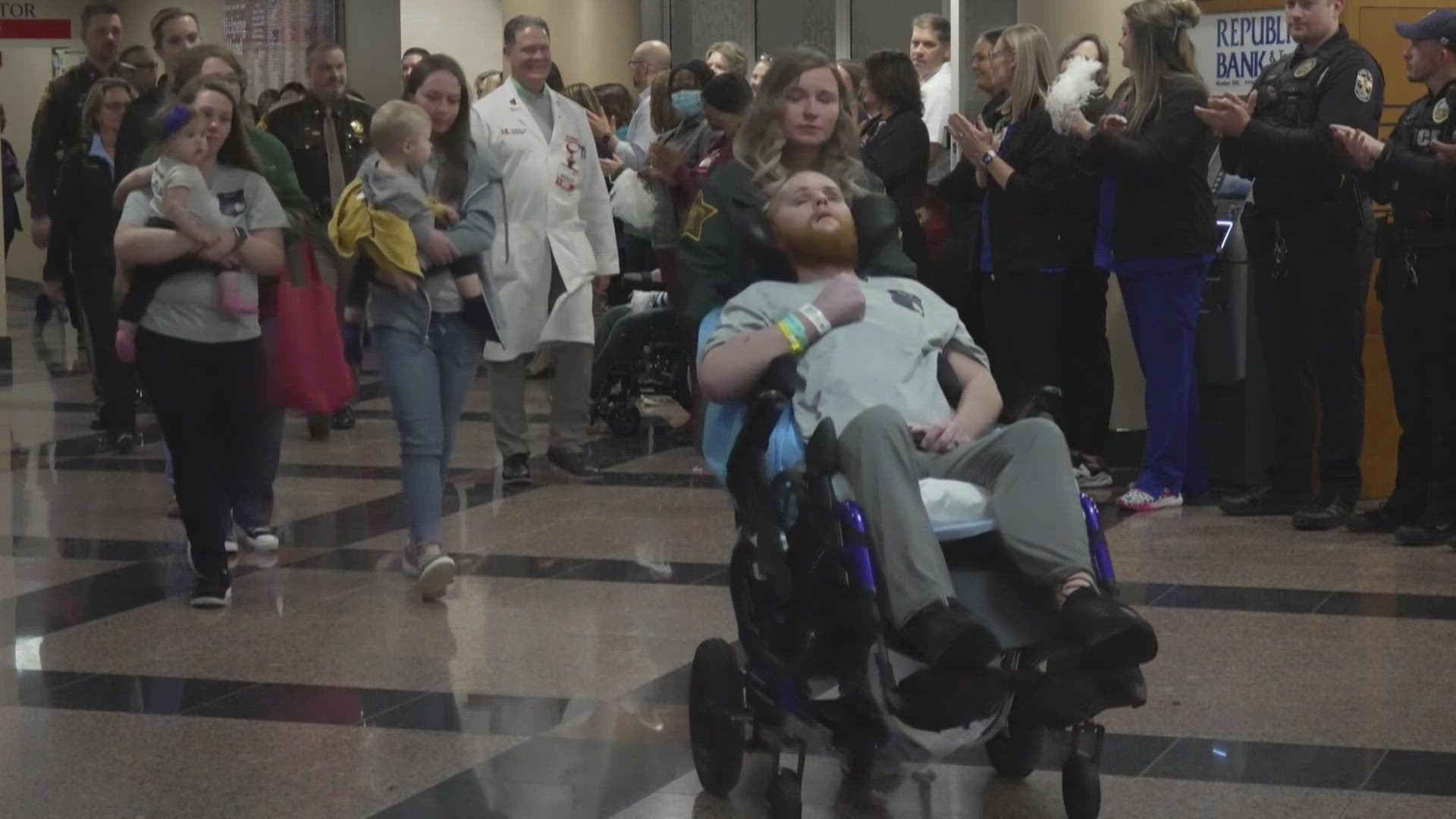 Orange County Sheriff's deputy injured in line of duty welcomed home ...