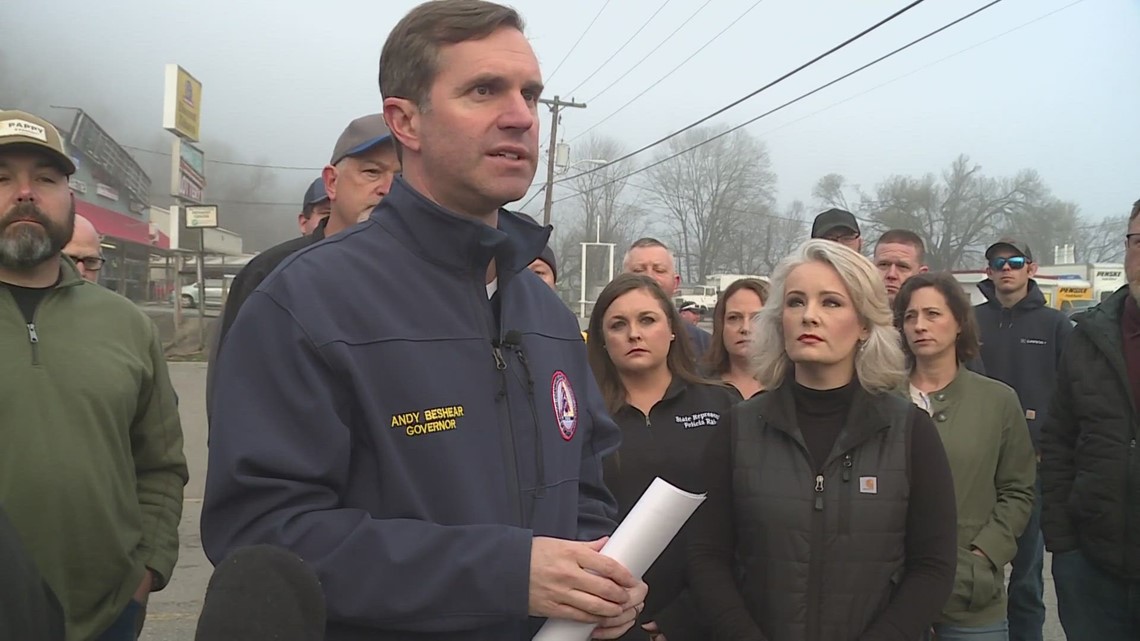 Kentucky governor visits Trimble County after EF-2 tornado | whas11.com
