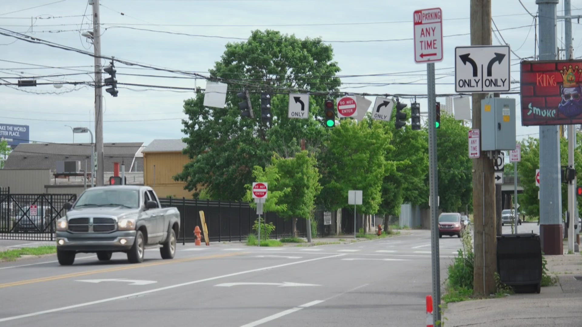 Louisville adjusts to new traffic patterns with two-way street ...