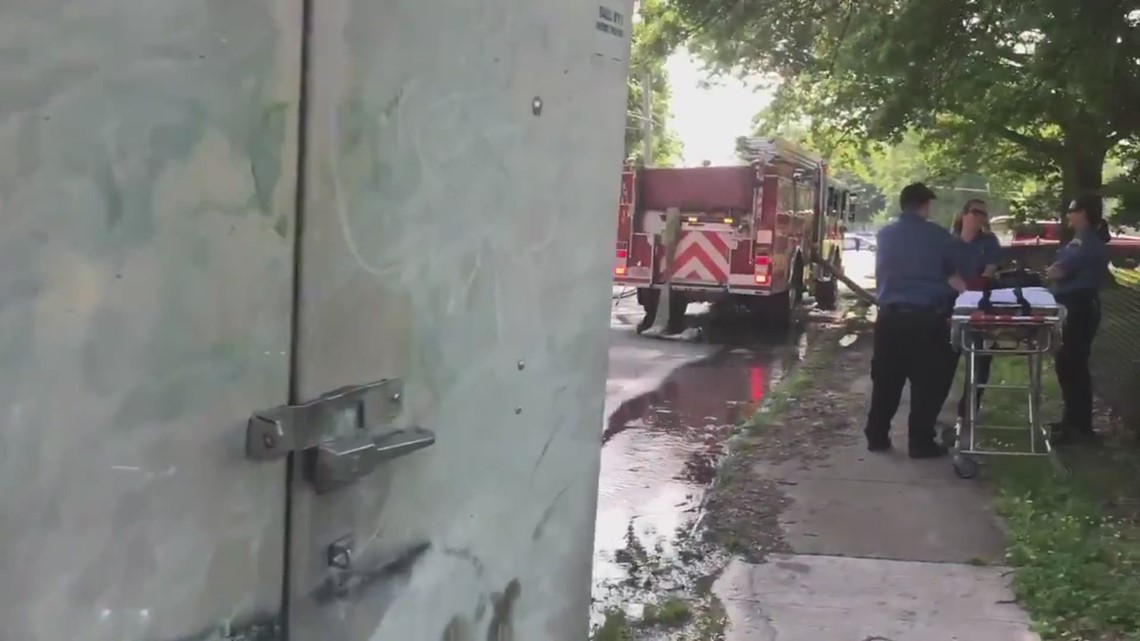 2 in critical condition after Beecher Street fire | whas11.com