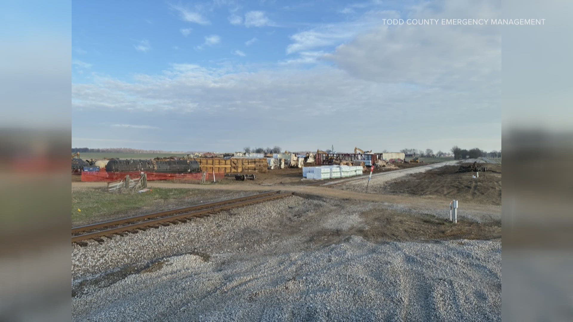 People are getting checks from Amazon in the mail. Yes, they're real ...