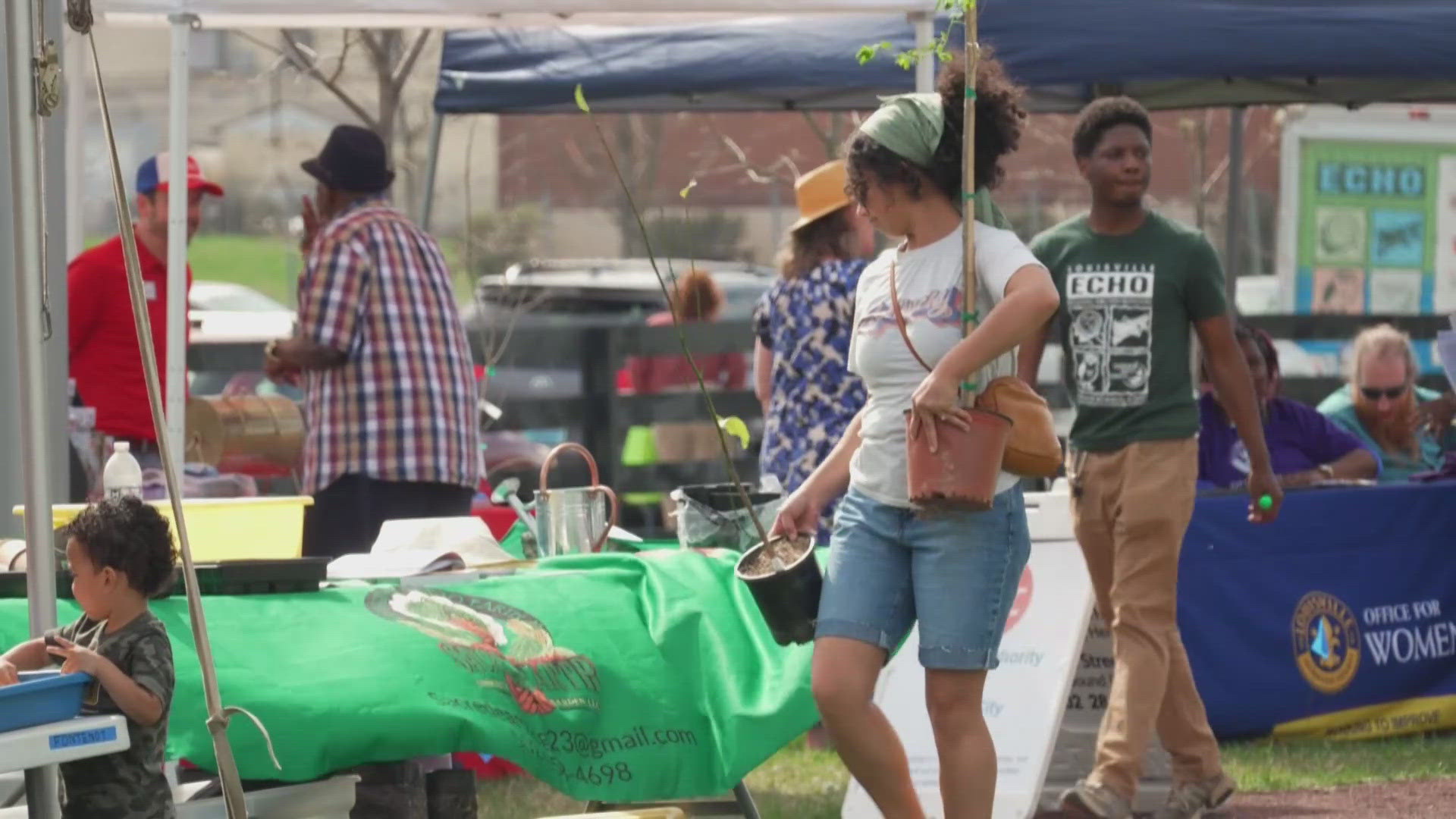 Louisville hosts first Earth Fest at Alberta O. Jones Park | whas11.com