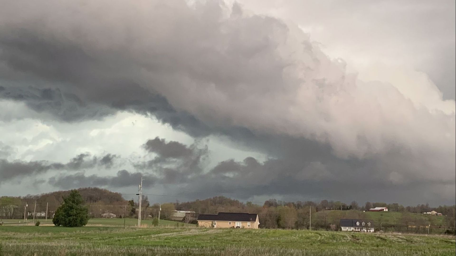 Storm damage, tornado reports for Louisville, southern Indiana | whas11.com