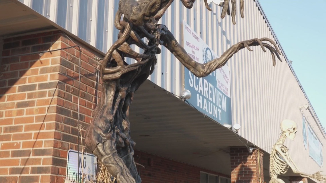 This Kentucky haunted house is donating proceeds to Operation Santa ...