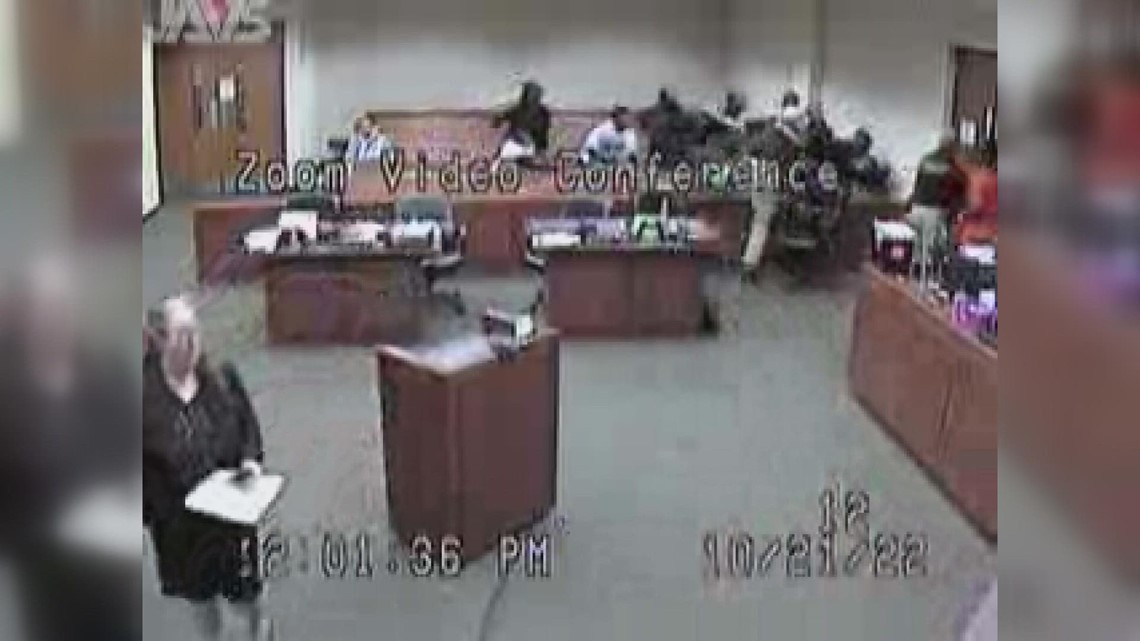 LMPD: Courtroom fight leads to 4 arrests | whas11.com