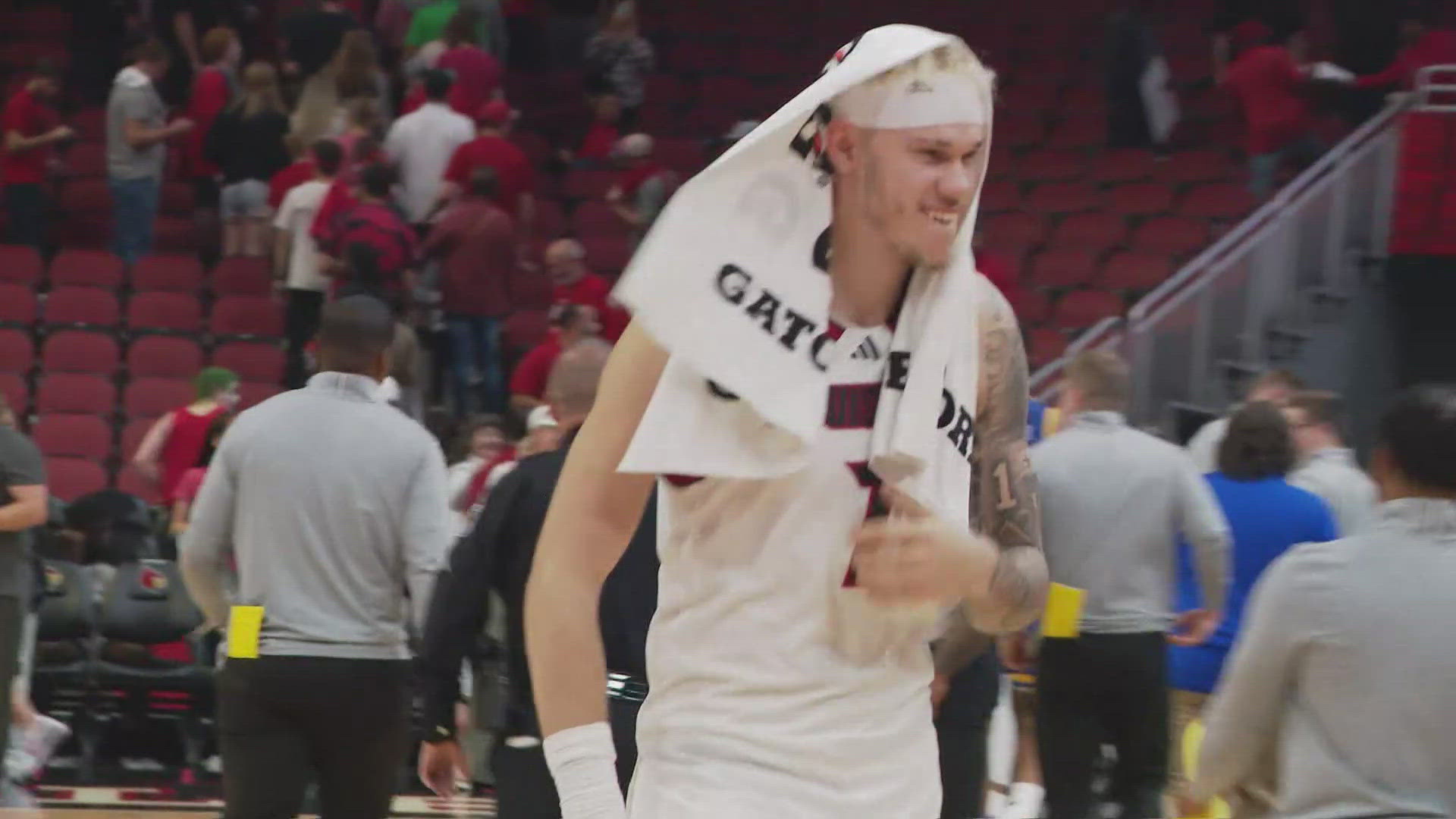 Louisville Cardinals forward Kasean Pryor after torn ACL during game ...