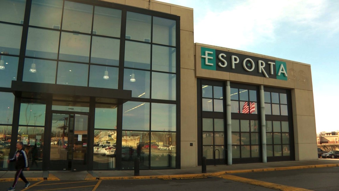 Shots fired outside Esporta Fitness in St. Matthews | whas11.com