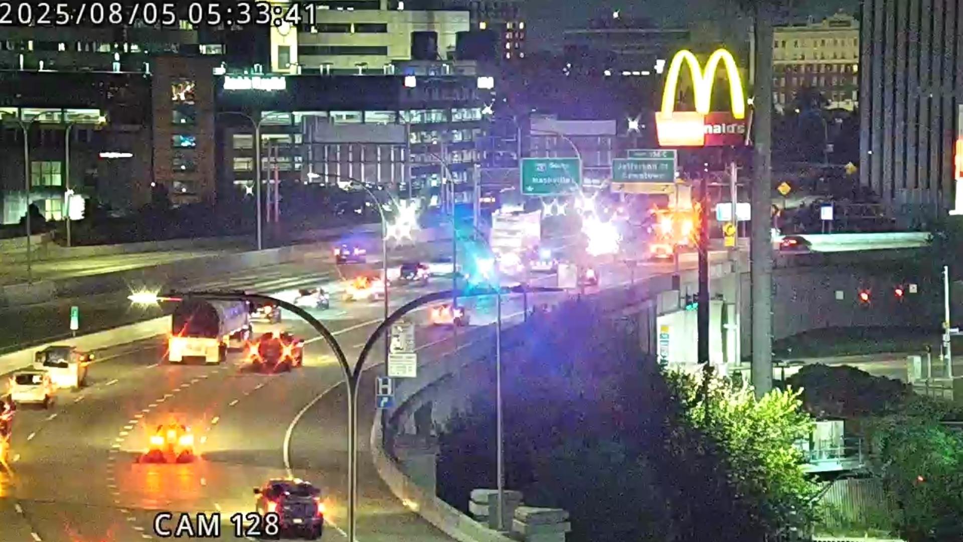 Lanes of I-65 South in downtown Louisville shut down due to crash | whas11.com
