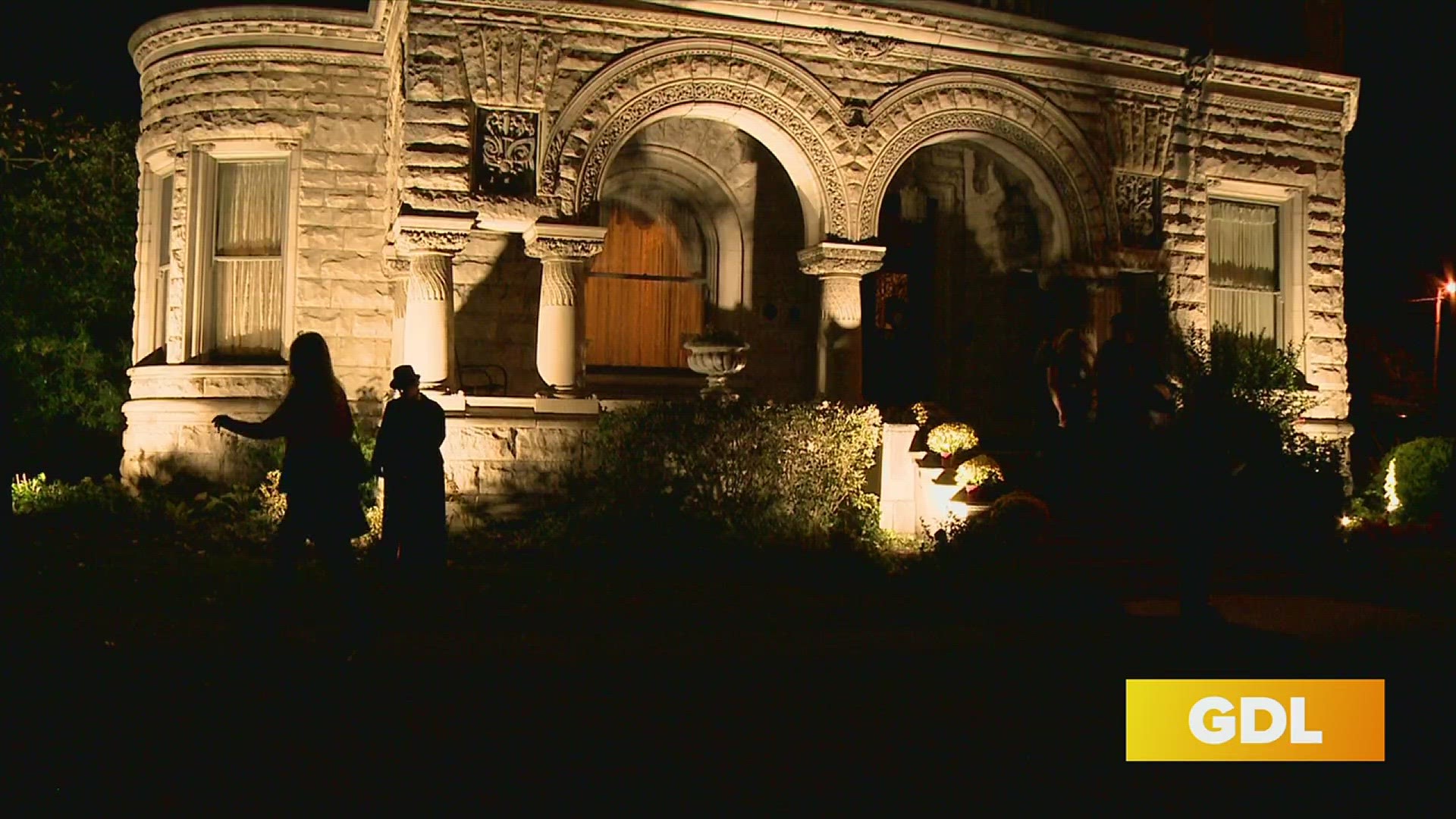 The Victorian Ghost Tours in Old Louisville Return Again this Spooky ...