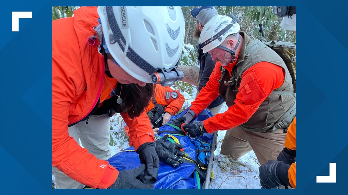 Red River Gorge rescue: Woman falls 25 feet | whas11.com