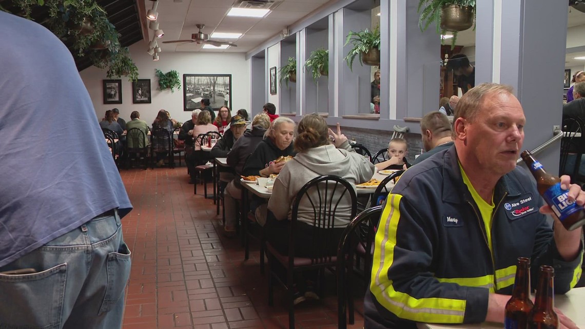 Mike Linnig's opens for 100th season | whas11.com