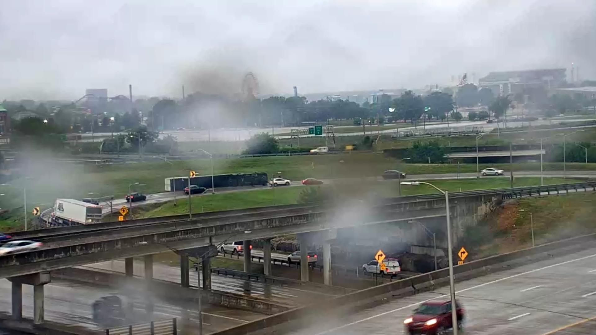 Overturned semi blocking major Louisville interstate ramp on Friday | whas11.com