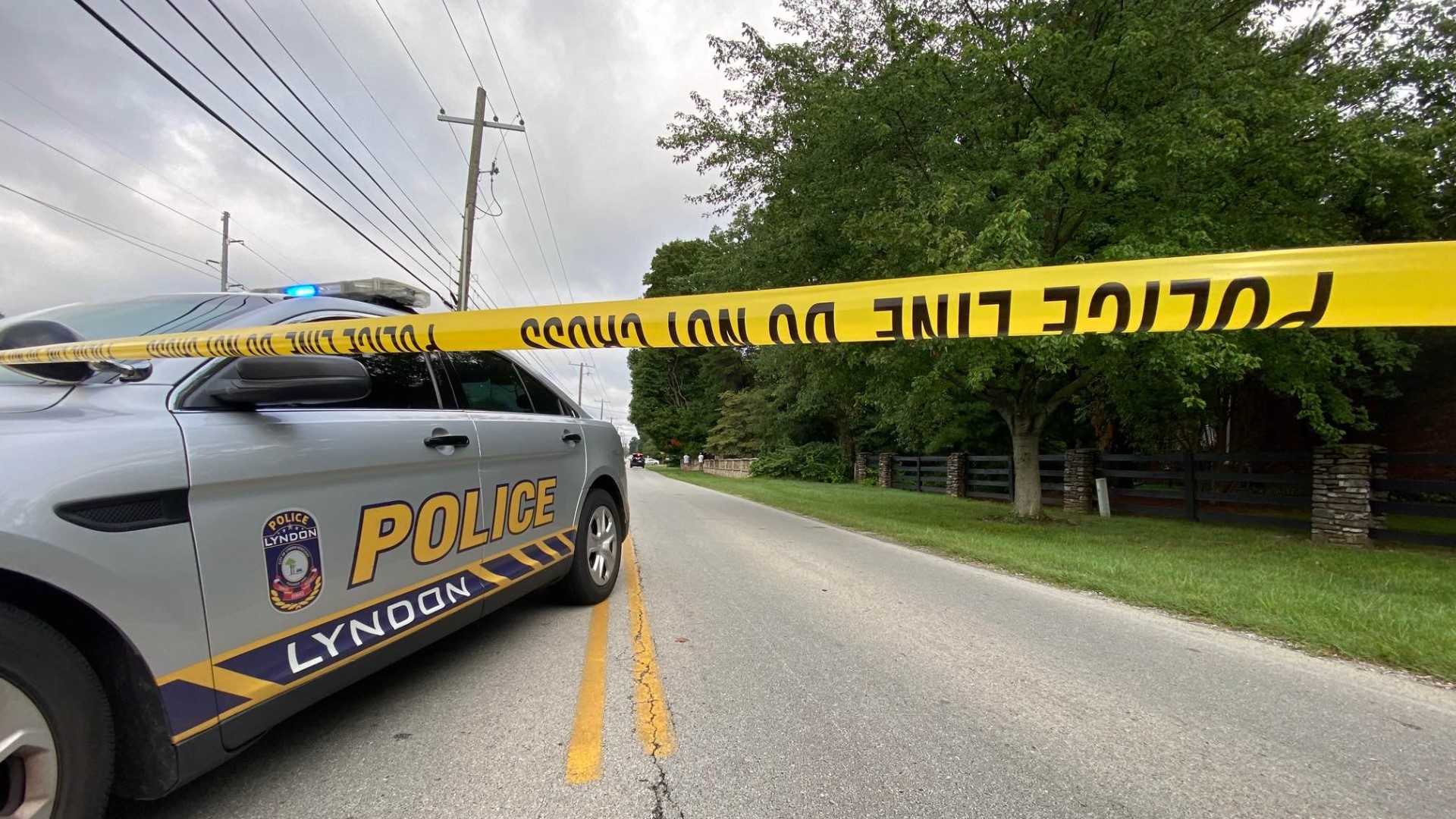 Bicyclist killed in car crash in Lyndon, police say | whas11.com