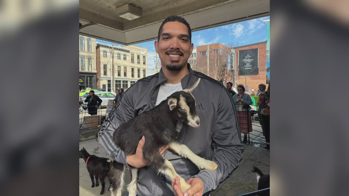 WHAS11 meteorologist Alden German picks out goat for annual 'Bock Fest ...