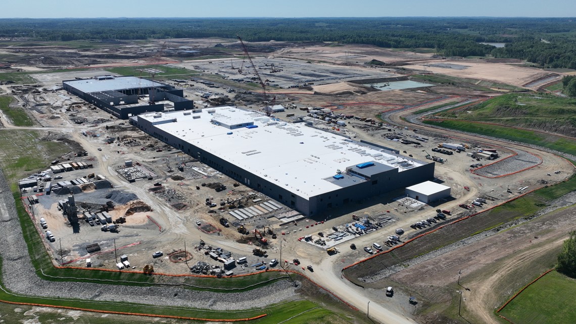 Toyota to build big SUV at factory in Kentucky | whas11.com