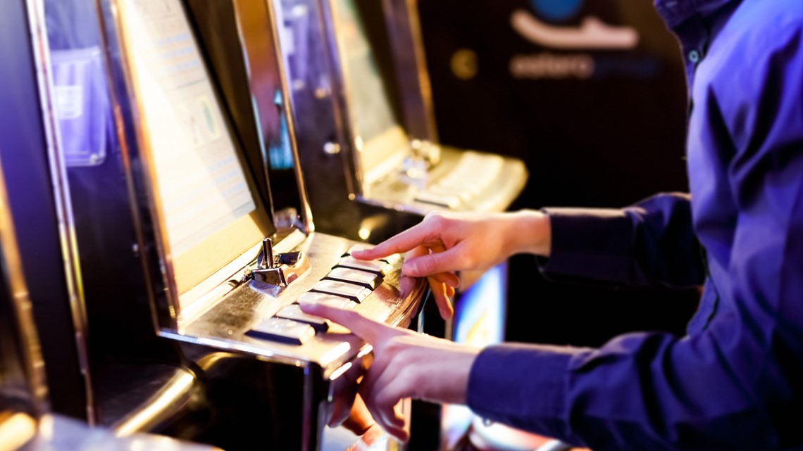 Bill banning 'gray machines' advances, headed to Beshear's office ...