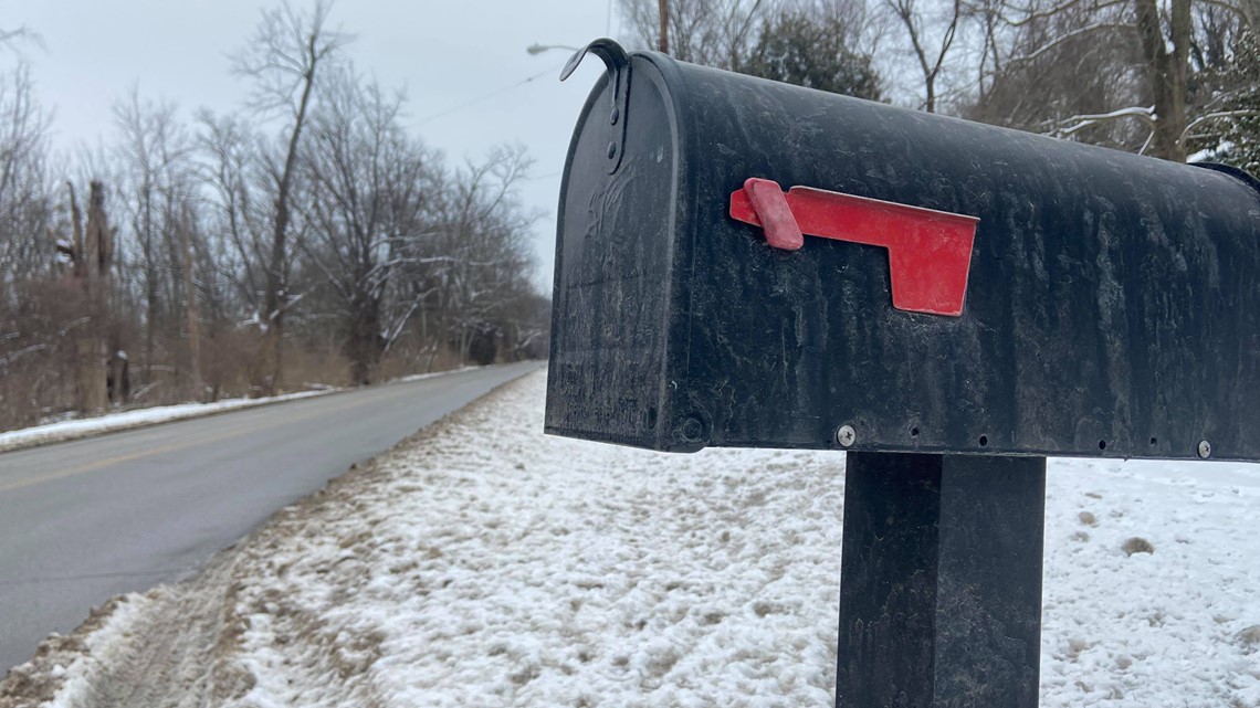 USPS carriers struggle with winter weather | whas11.com