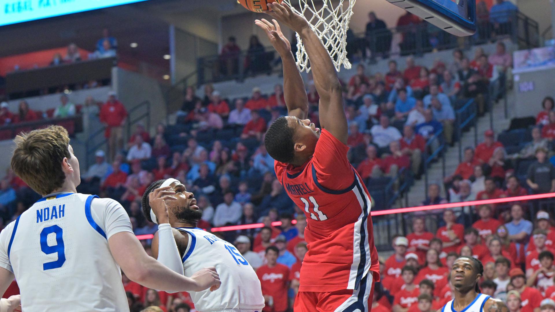 No. 25 Mississippi uses early surge to beat No. 14 Kentucky 98-84 ...