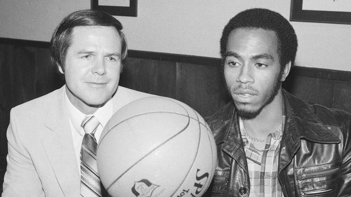 Susan Sweeney Crum reveals what fans meant to Denny Crum | whas11.com