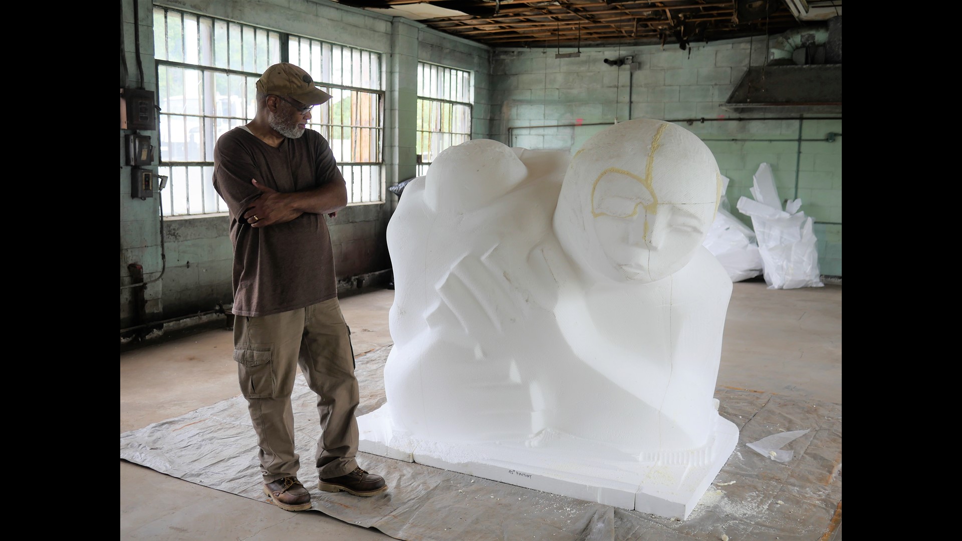 Louisville sculptor William Duffy uses robotic technology to enlarge ...