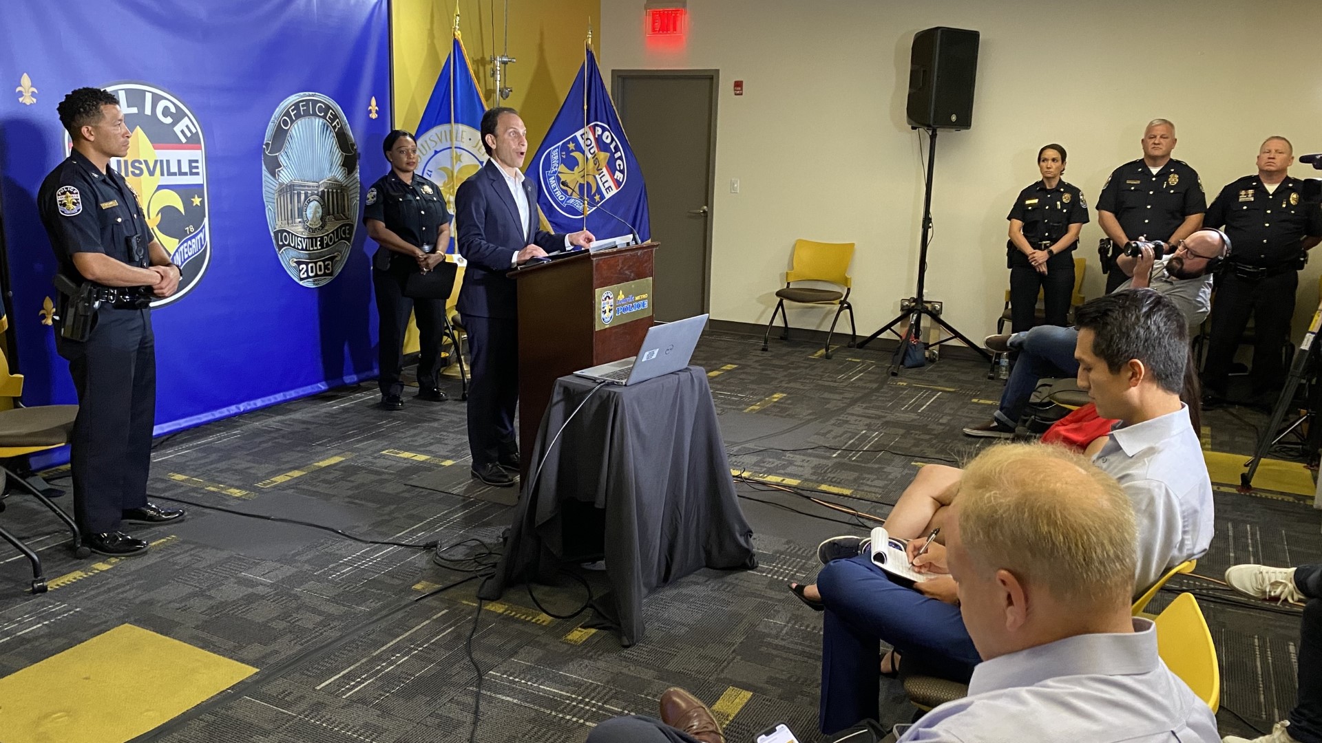 LMPD to lead its own officer-involved shooting investigations | whas11.com