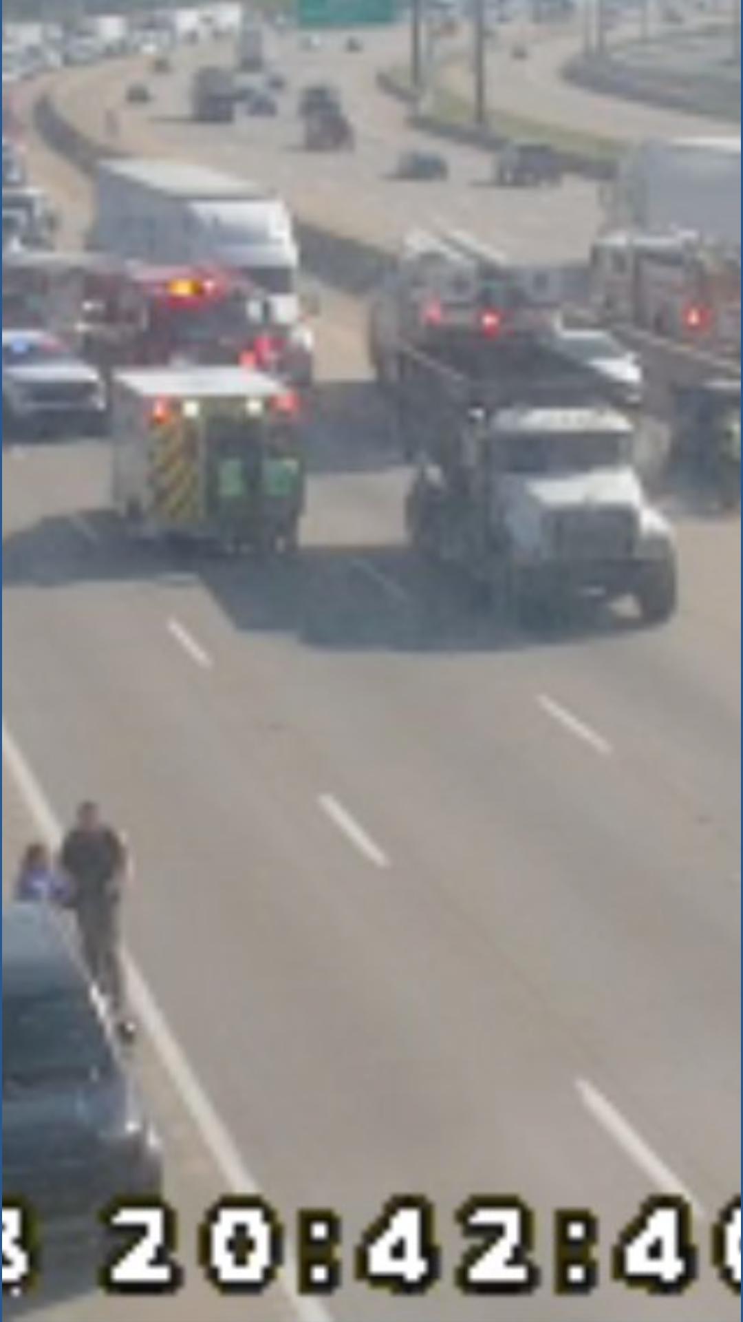 Crash shuts down part of southern Indiana interstate | whas11.com