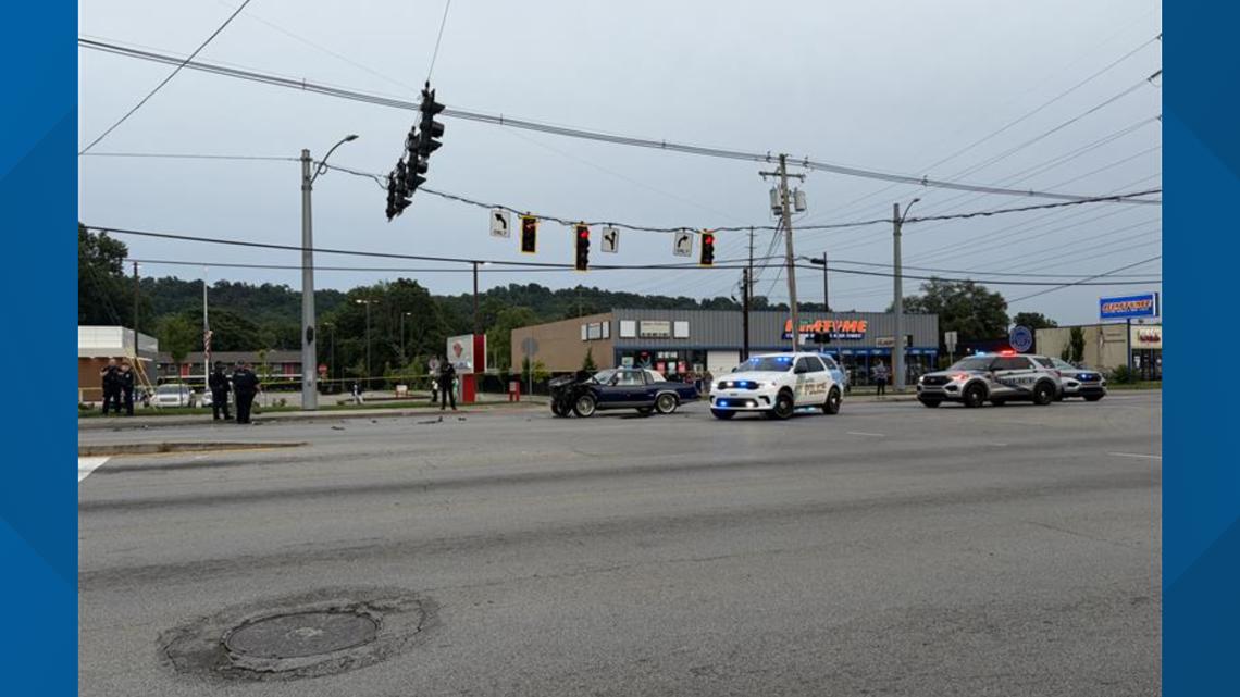 Arrest made after 1 dead, 4 injured from vehicle crash in Shively ...
