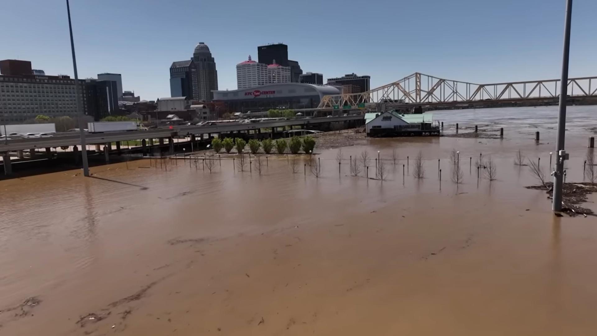 Behind the Scenes of WHAS11 Red Cross fundraiser for storm relief ...