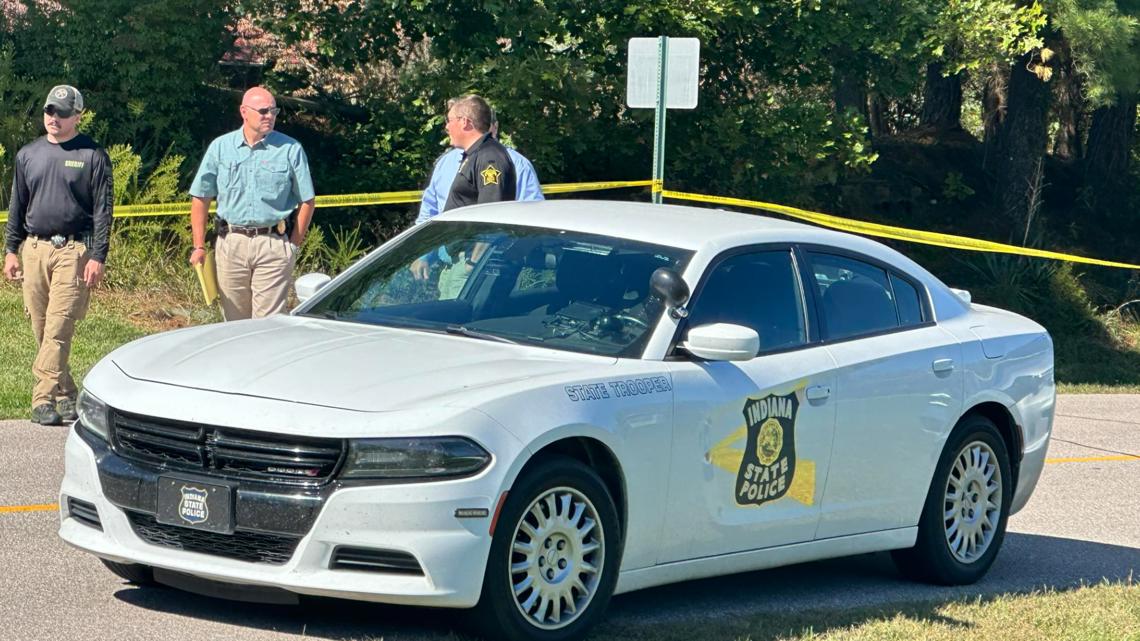 ISP investigates suspected murder-suicide in Santa Claus | whas11.com