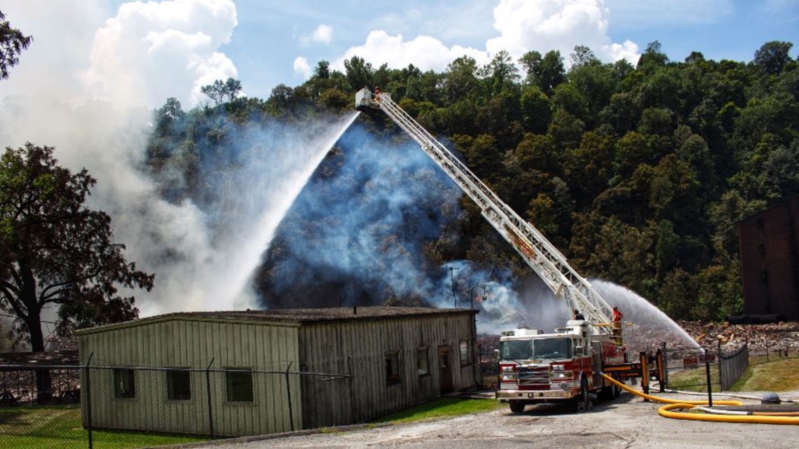 Official: Lightning caused Jim Beam bourbon warehouse fire | whas11.com