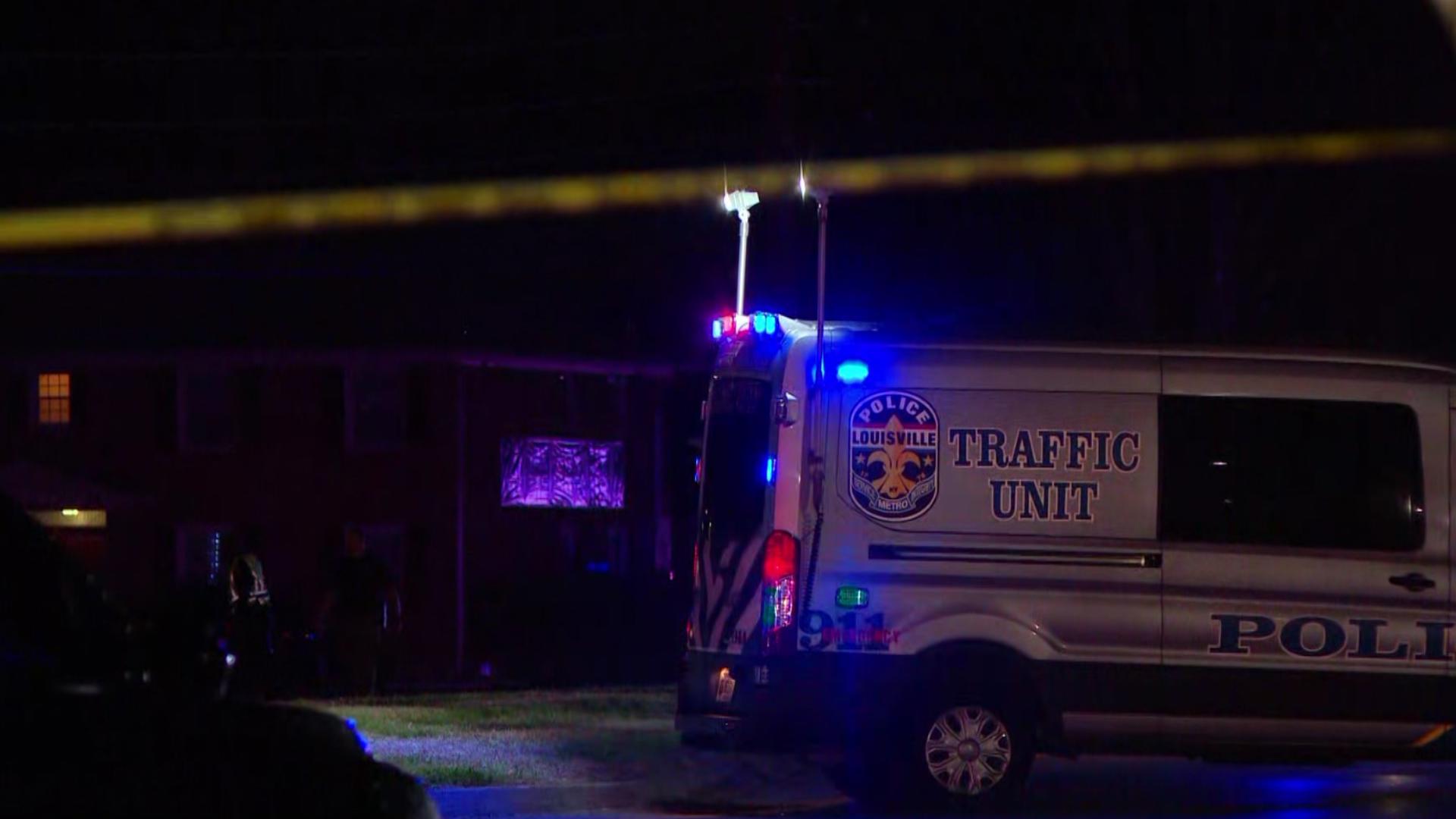 Driver dies in crash involving Louisville police officer | whas11.com