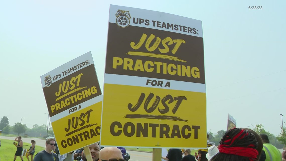 UPS, Teamsters heading back to negotiation table | whas11.com