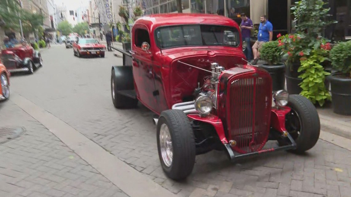 Vintage street rods parade in Louisville | whas11.com
