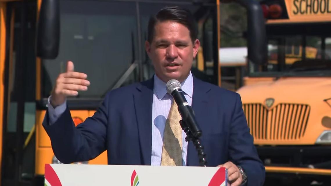 JCPS releases transportation plan for 2023-24 school year | whas11.com