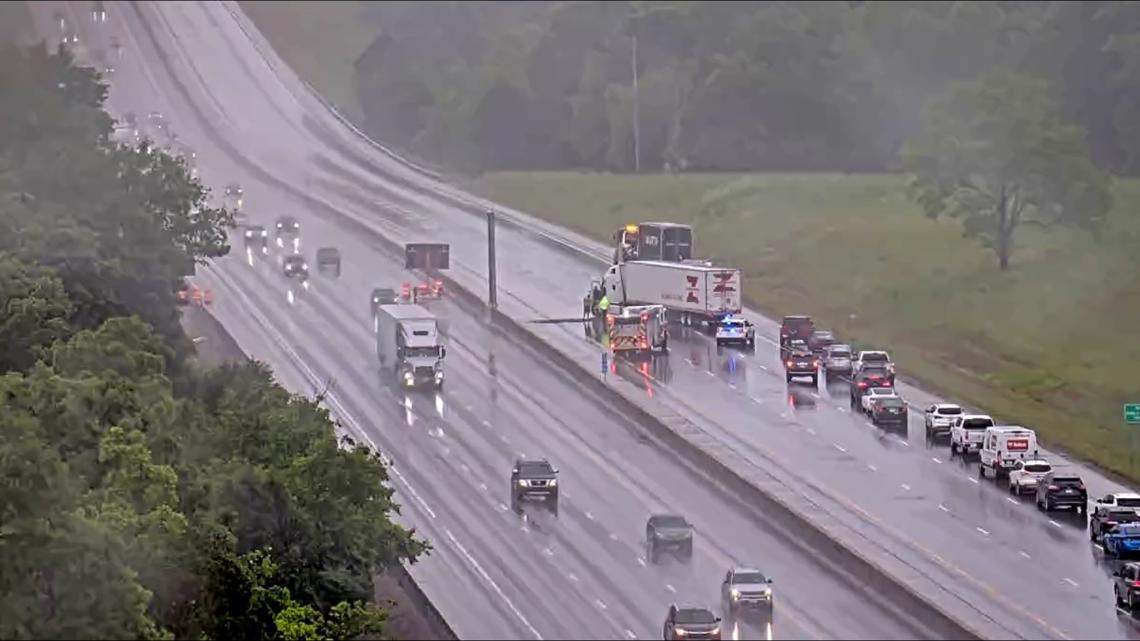 Traffic delays on I-64 East near Simpsonville due to jackknifed semi ...