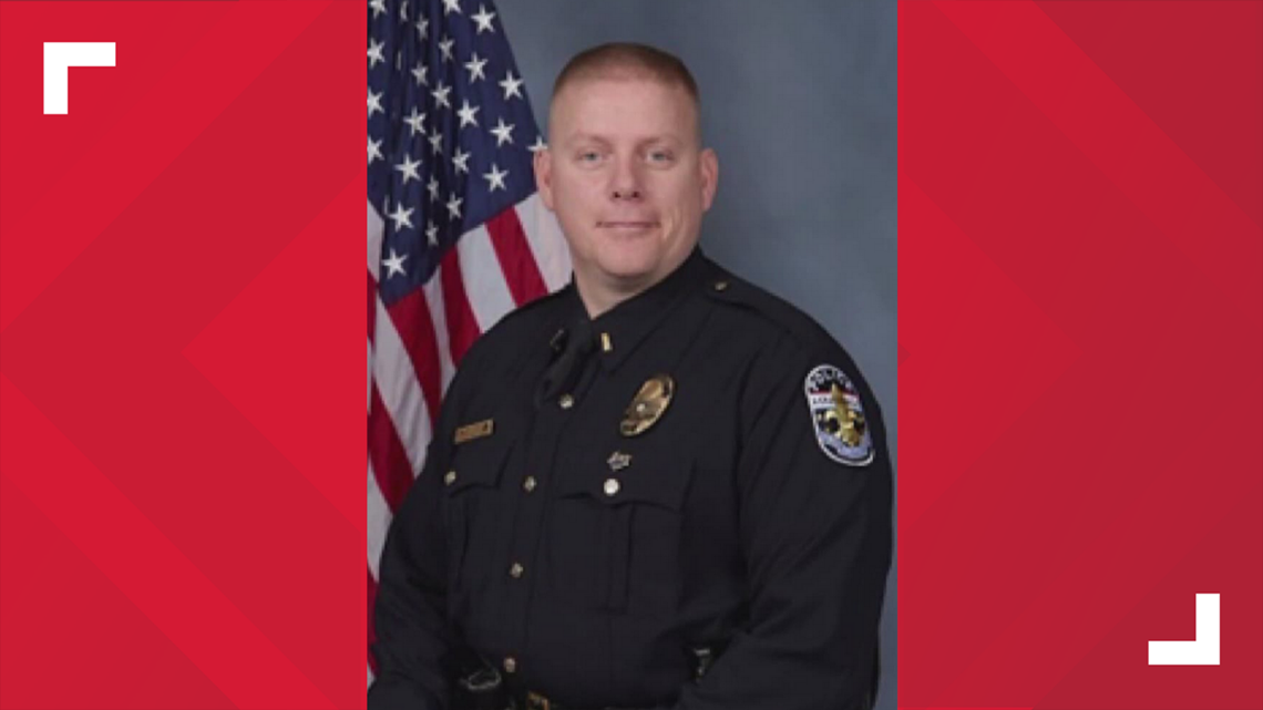LMPD officer demoted following investigation | whas11.com