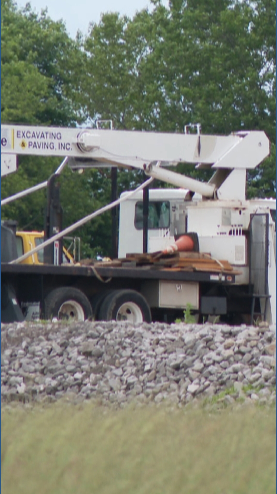 Southern Indiana commissioner questions ethics of recent construction ...
