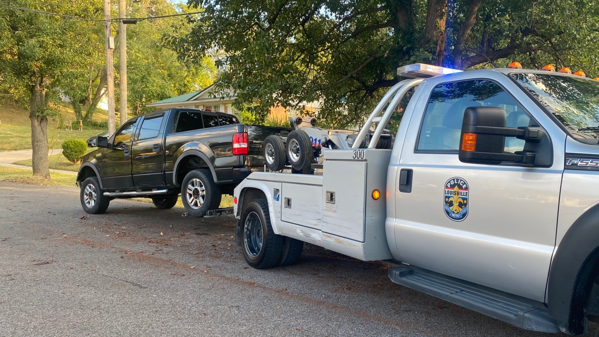 Officials: People face fines after allegedly dumping waste | whas11.com