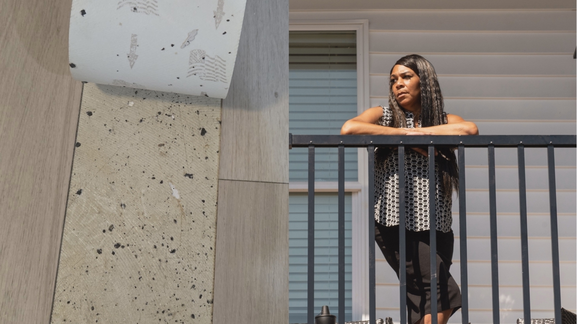 Mold persists at Crossing at South Park despite repair efforts | whas11.com