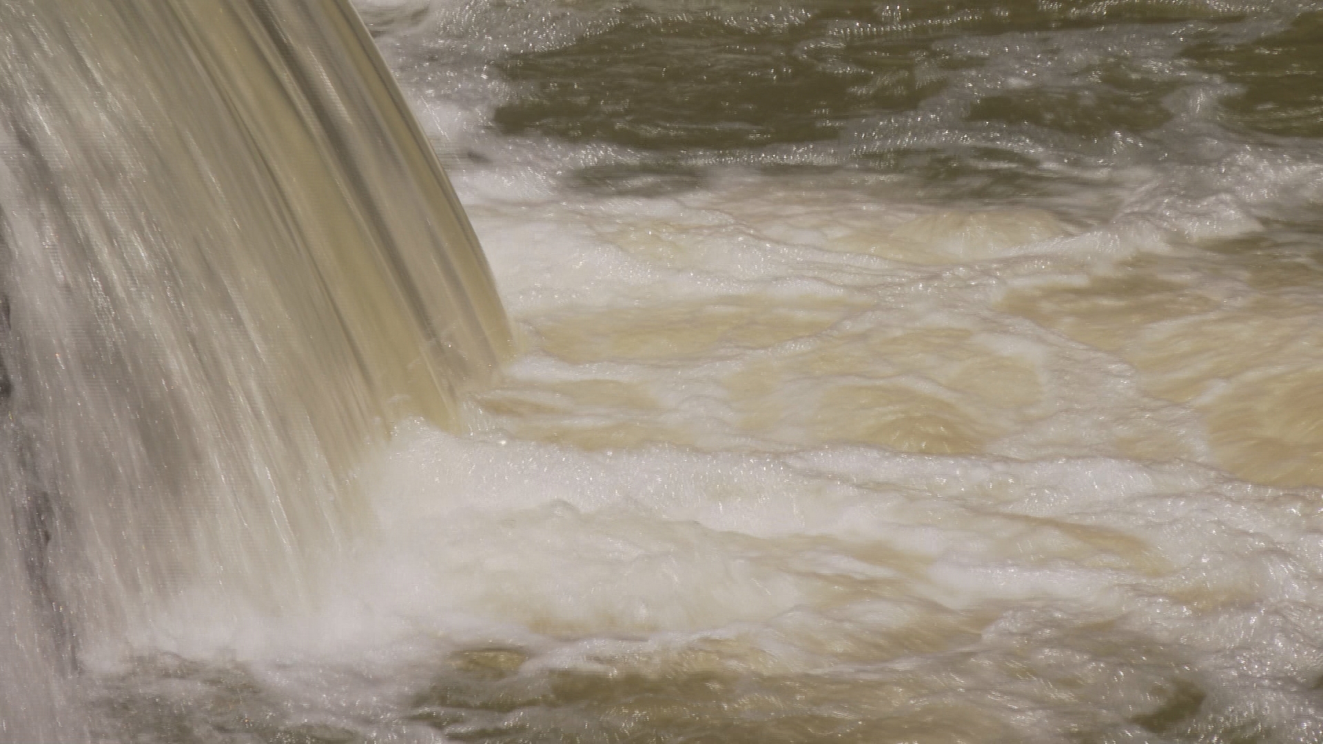 Indiana family calls for removal of dam after boy drowns | whas11.com