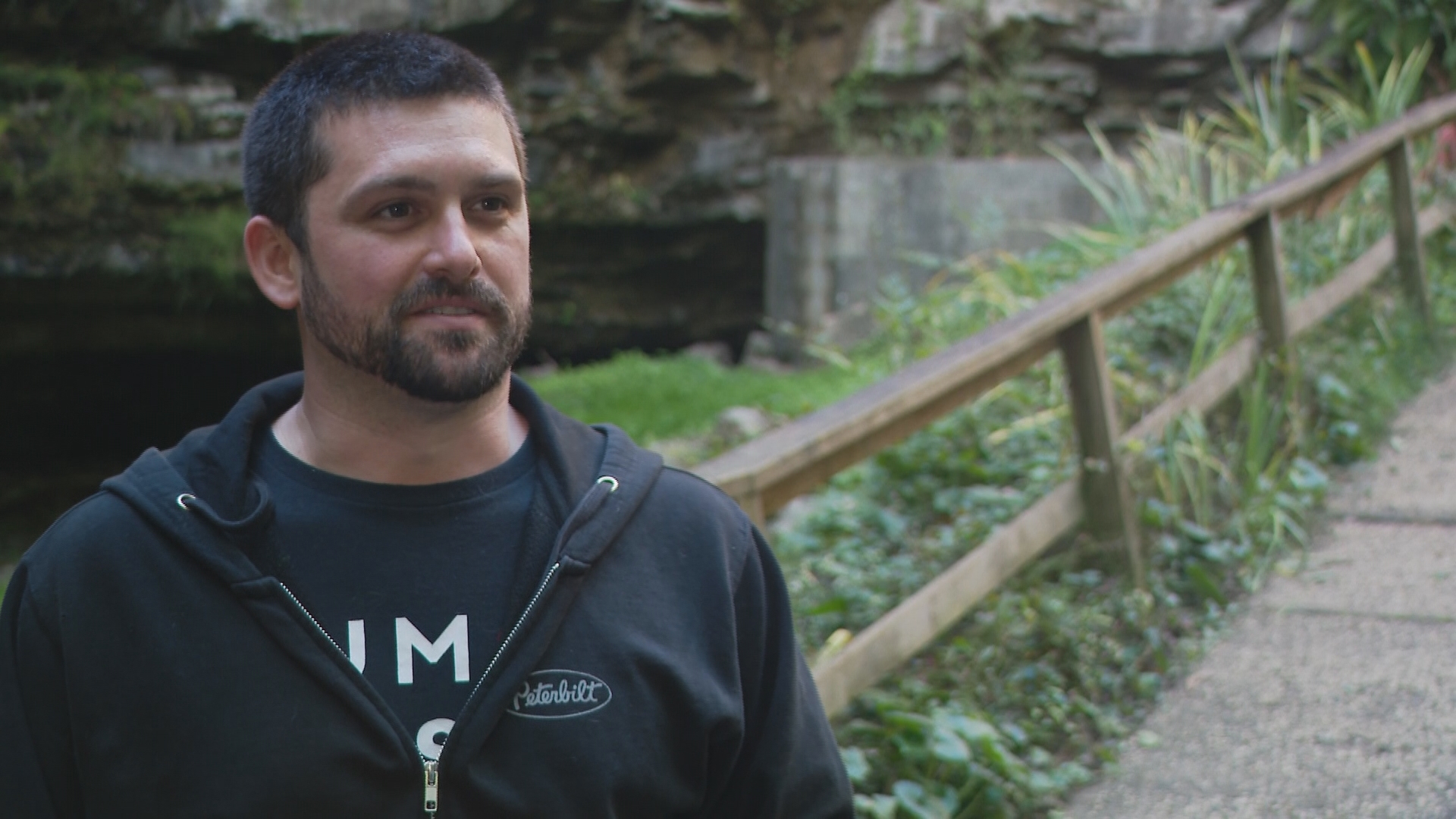 Government shutdown boosts tourism to attractions near Mammoth Cave ...