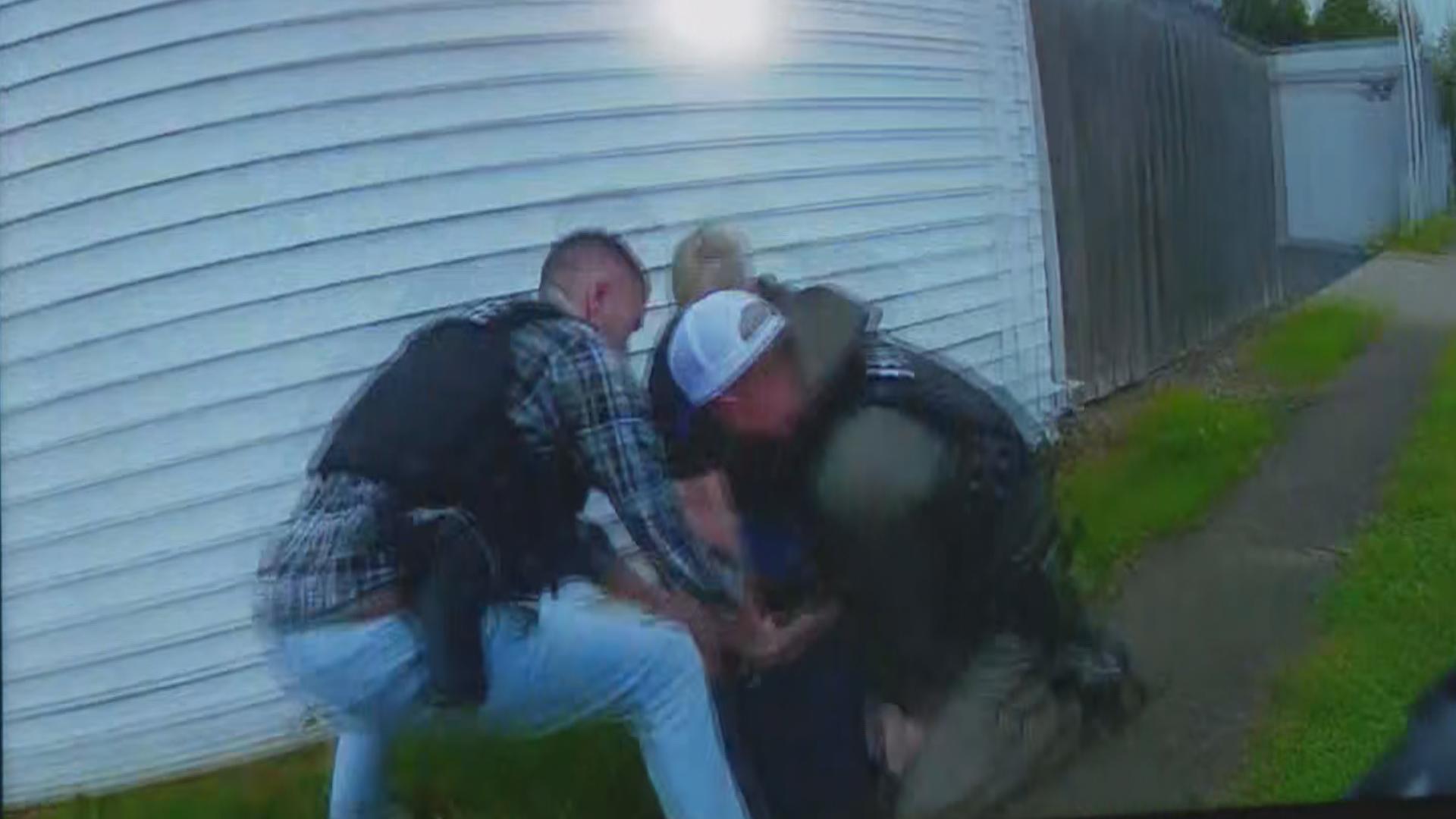 LMPD releases bodycam in teen homicide suspect's death | whas11.com